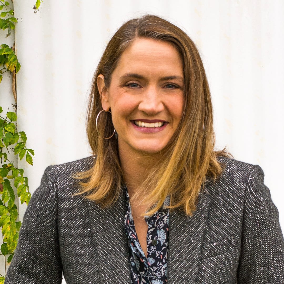 Women's Ministry Live Events | est.HER | Christian Live Events for Women